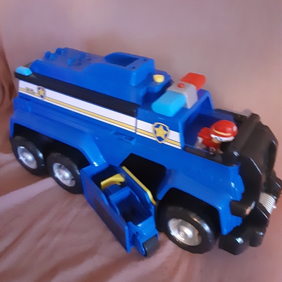 Paw Patrol | Toys | Paw Patrol Chase Ultimate Police Cruiser | Poshmark